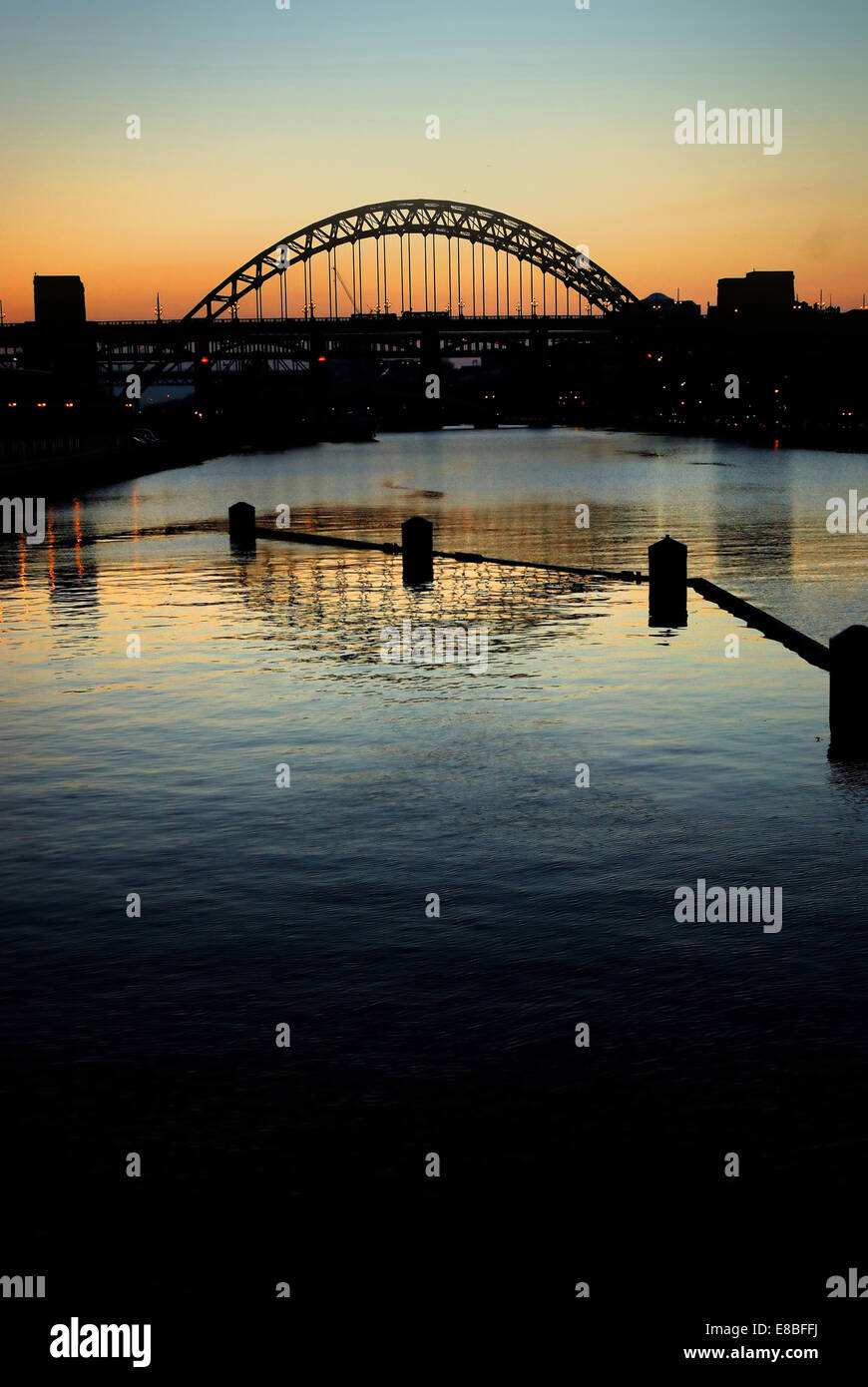 River Tyne sunset, Newcastle/Gateshead Stock Photo - Alamy
