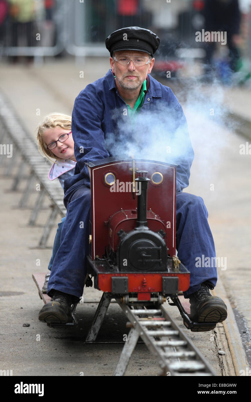 Looking out of moving train hi-res stock photography and images - Alamy