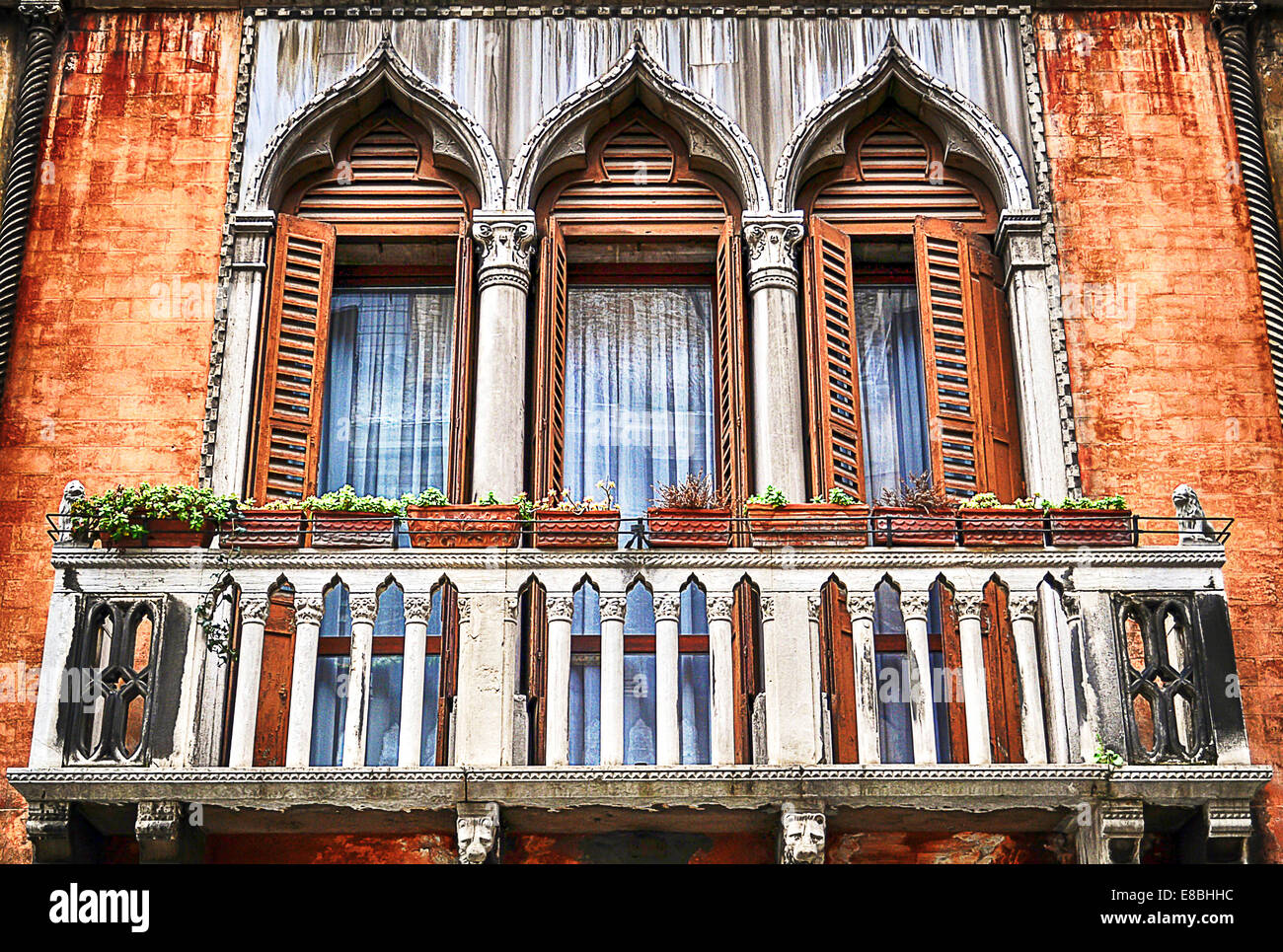 Windows venice hi-res stock photography and images - Alamy