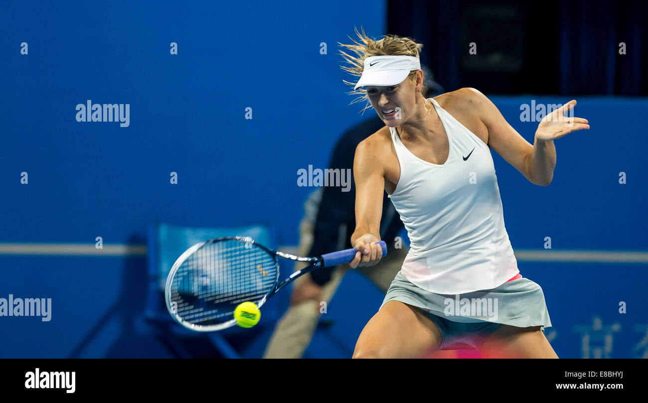 Maria sharapova during her match against ana ivanovic hi-res stock ...