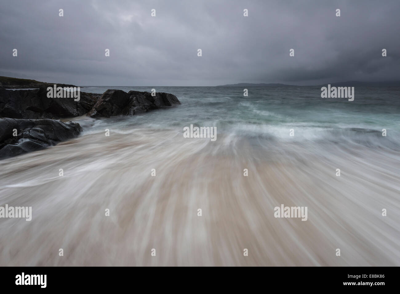 Tidal flow on beach hi-res stock photography and images - Alamy