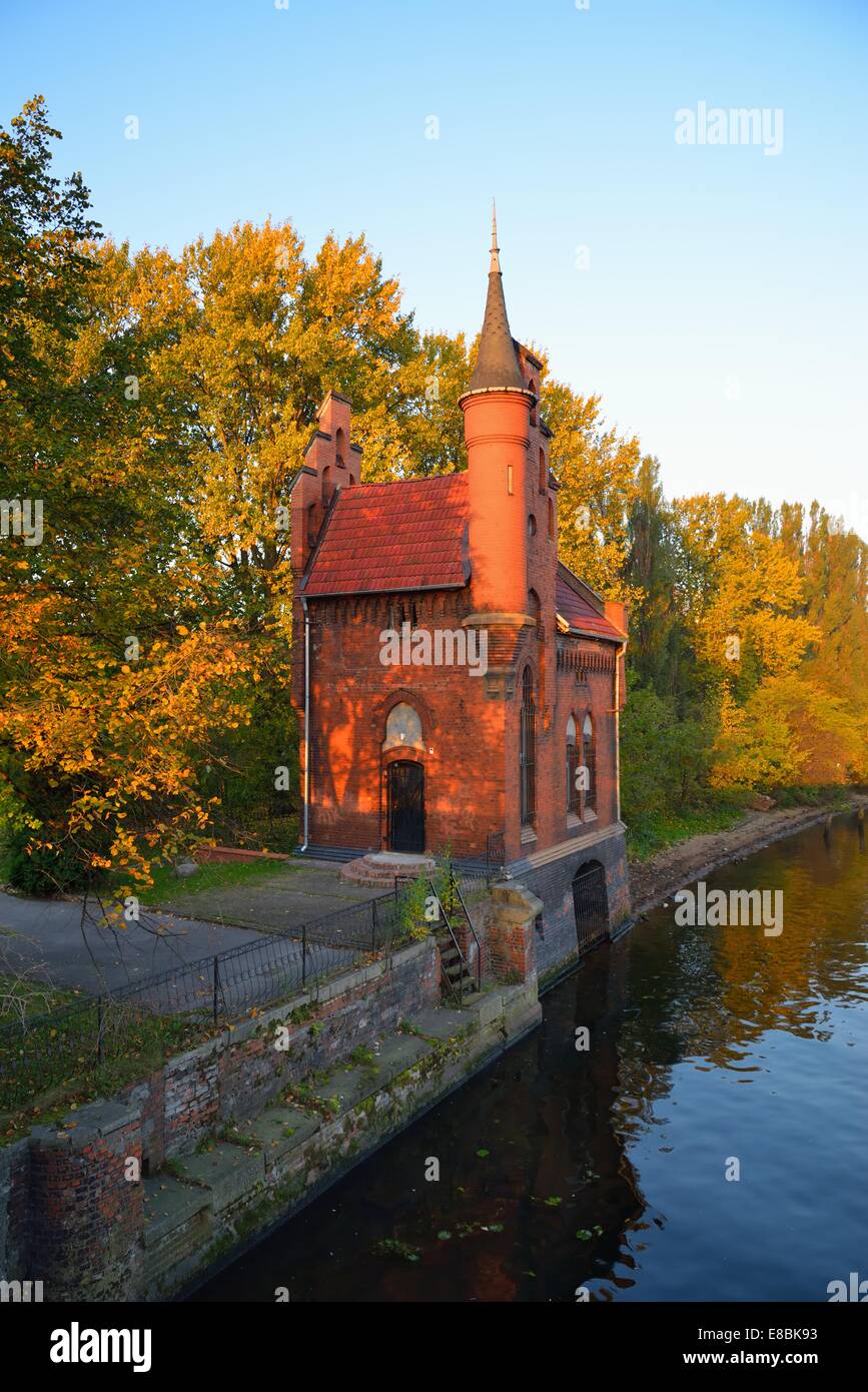 Old German architecture, bridge house in Kaliningrad, formerly ...