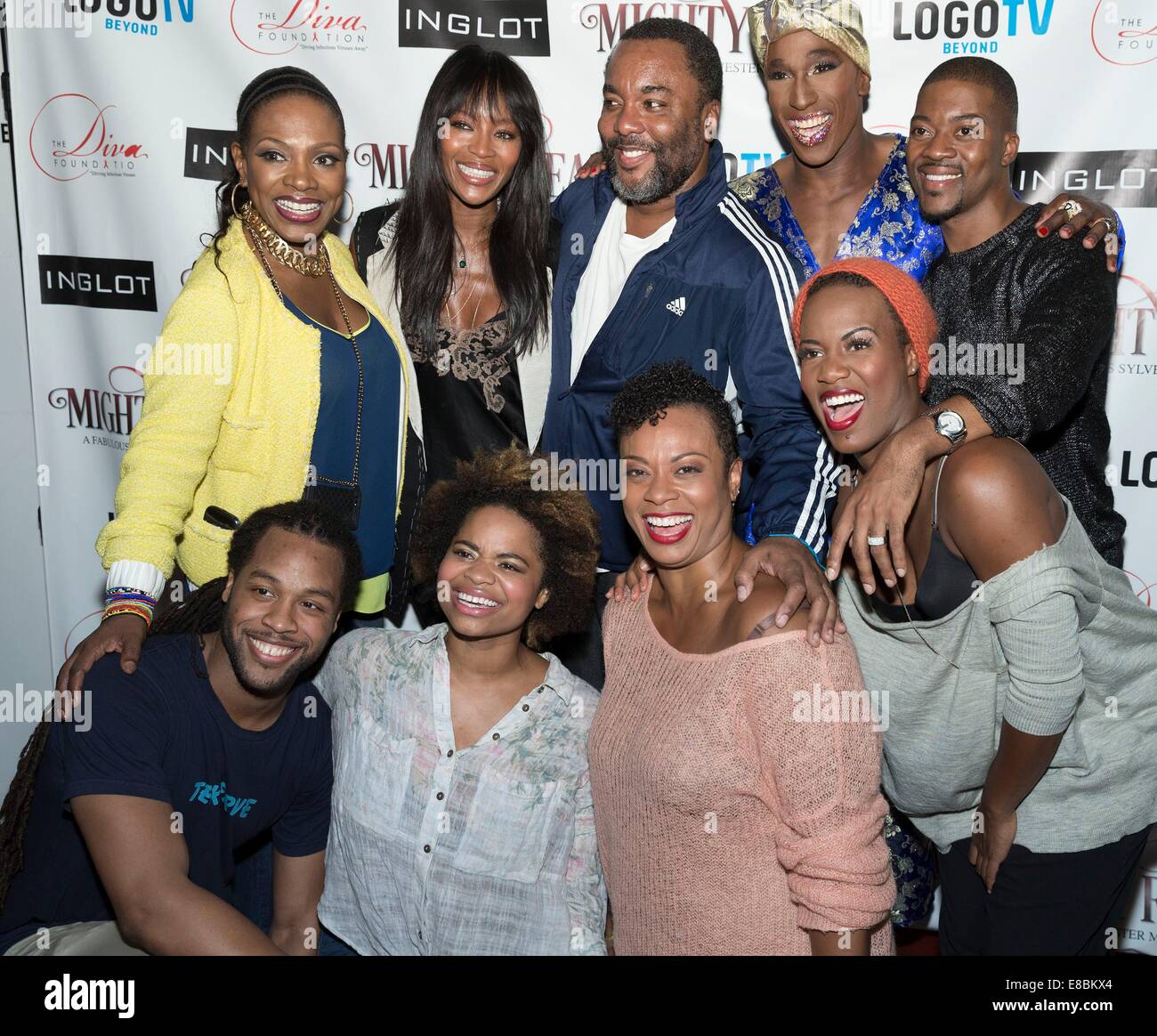 Celebs visit mighty real hi-res stock photography and images - Alamy