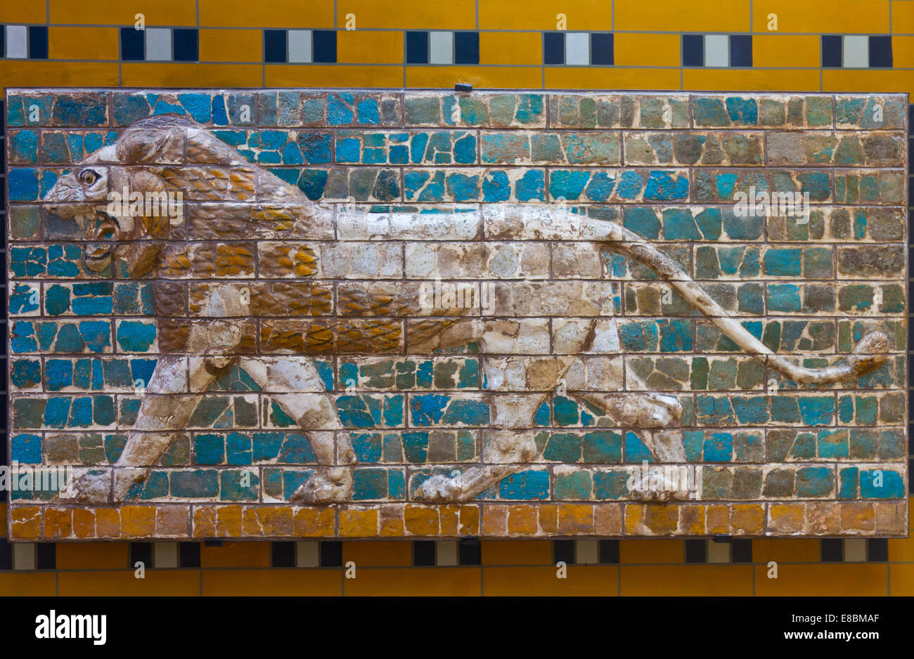 Glazed brick hi-res stock photography and images - Alamy