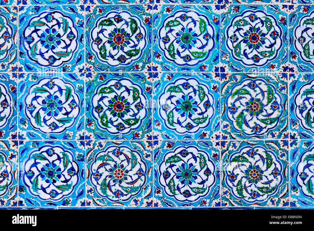 Handmade Traditional Turkish Blue Tile Wall Stock Photo - Alamy