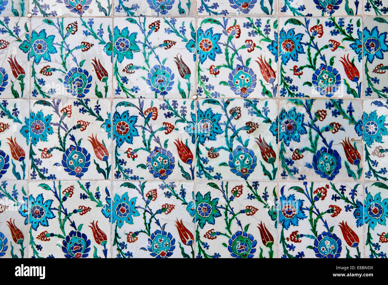 Handmade Traditional Turkish Blue Tile Wall Stock Photo - Alamy