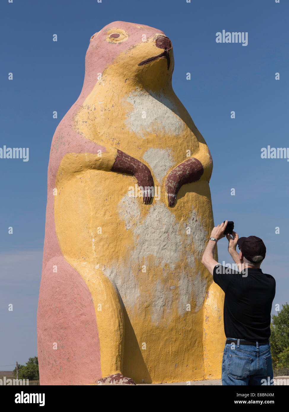 Dog man statue hi-res stock photography and images - Alamy