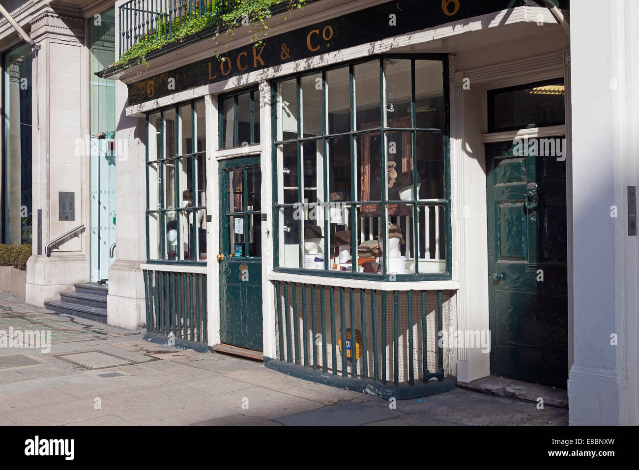 James lock hi-res stock photography and images - Alamy