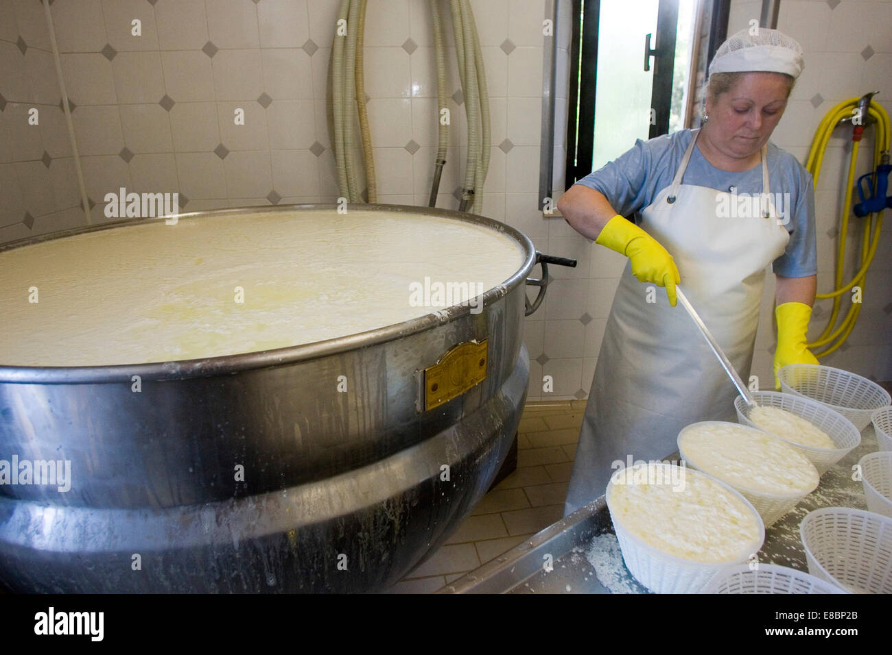 Ricotta cheese and tuscany hi-res stock photography and images - Alamy