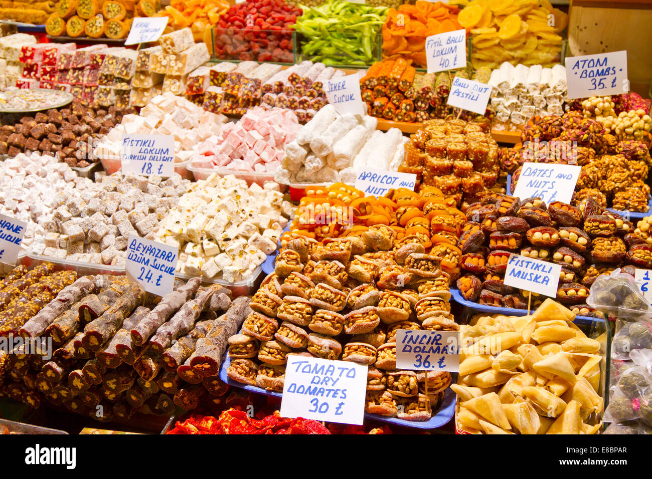 Turkish Sweets Spice Bazaar Istanbul Stock Photo - Alamy