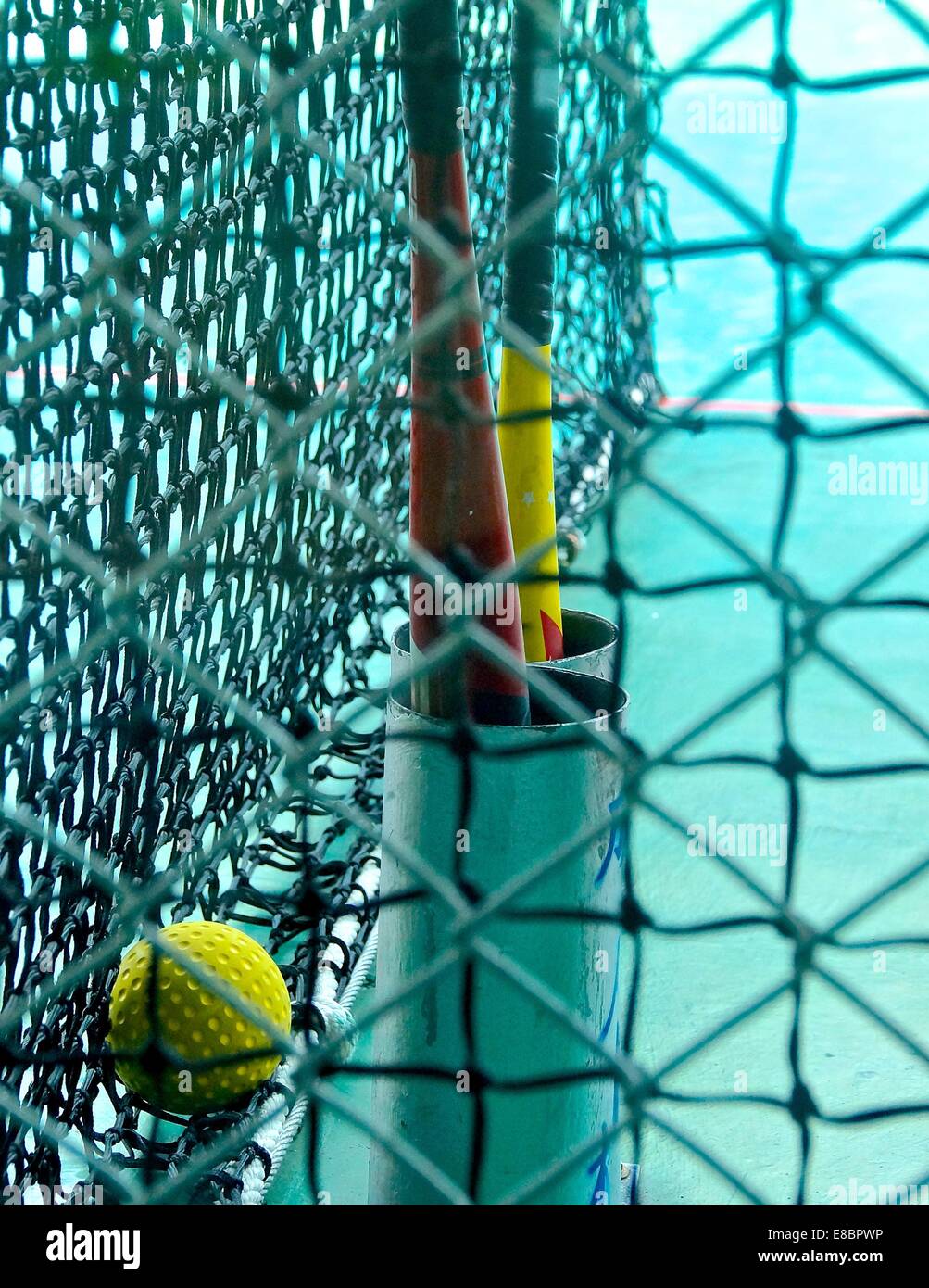 Hitting baseball cage hi-res stock photography and images - Alamy