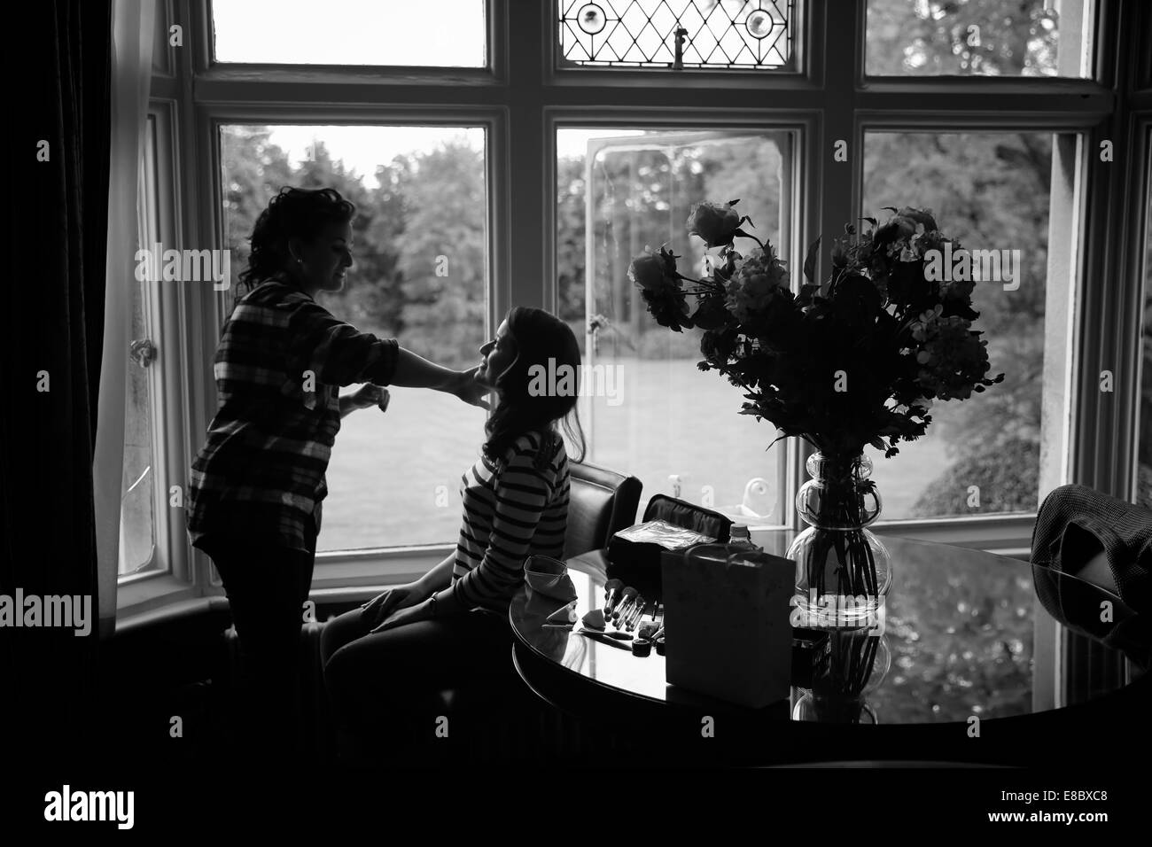 Young bride getting ready Stock Photo - Alamy