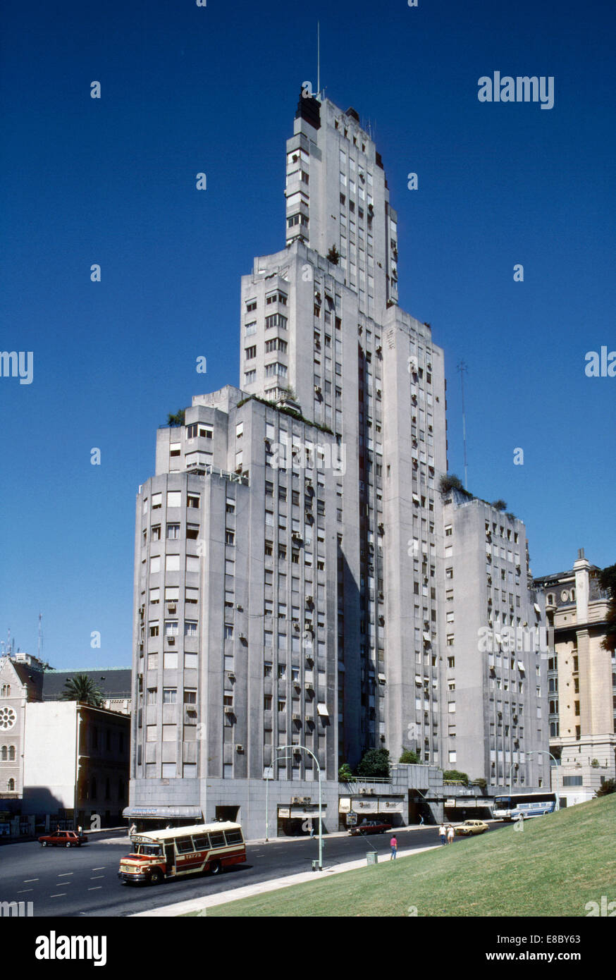 Argentina buenos aires kavanagh building hi-res stock photography and ...