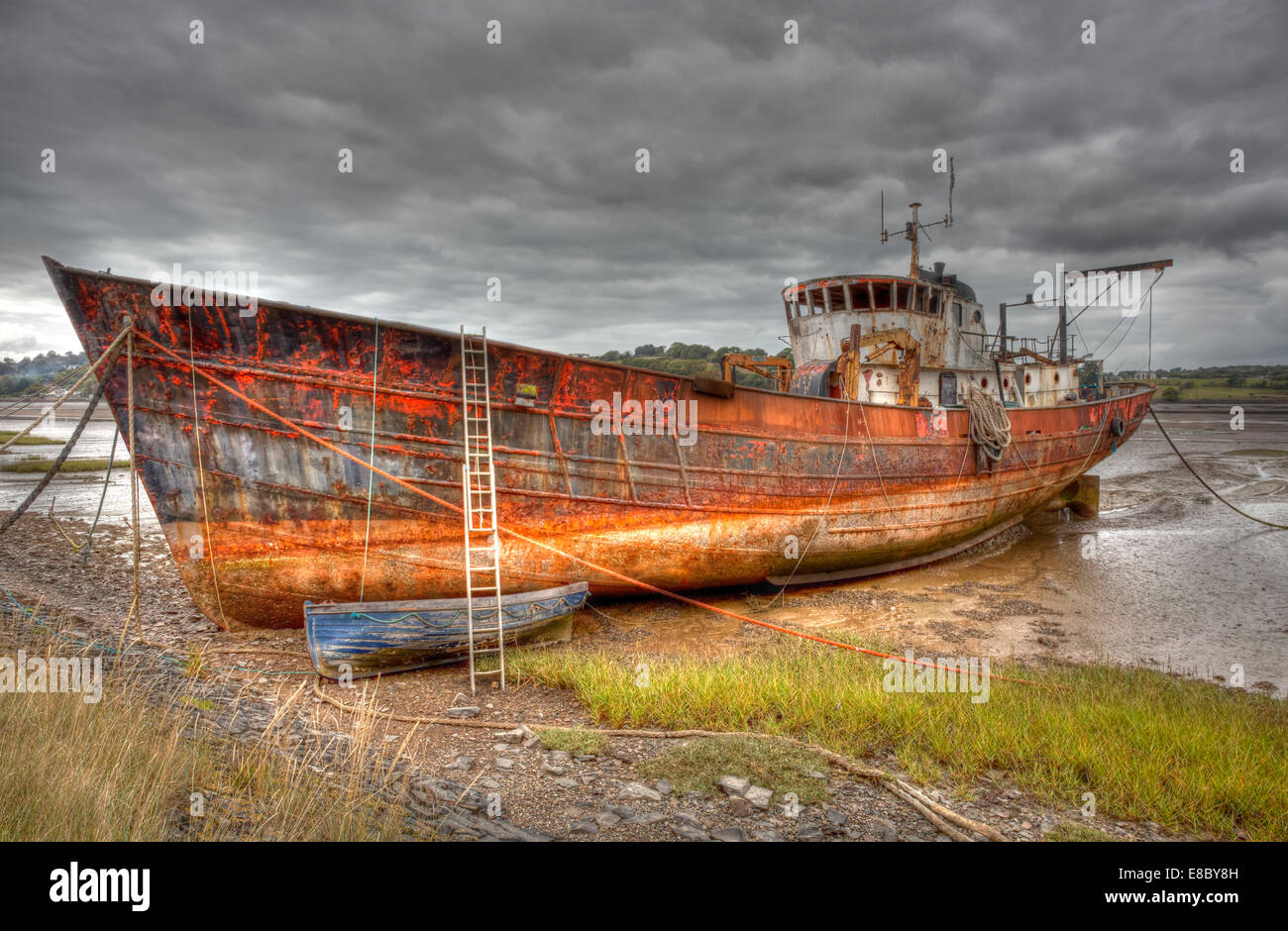 Wheelhouse old fishing trawler hi-res stock photography and images - Alamy