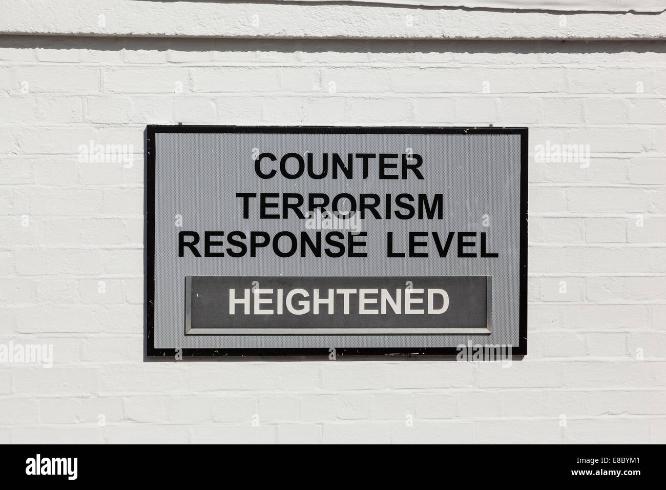 Response level hi-res stock photography and images - Alamy