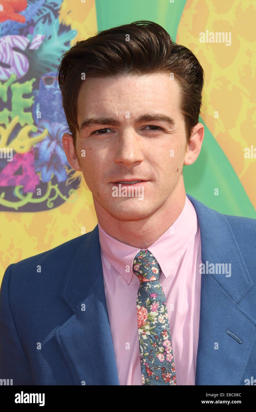 Nickelodeon's 27th Annual Kids' Choice Awards Featuring: Drake Bell ...