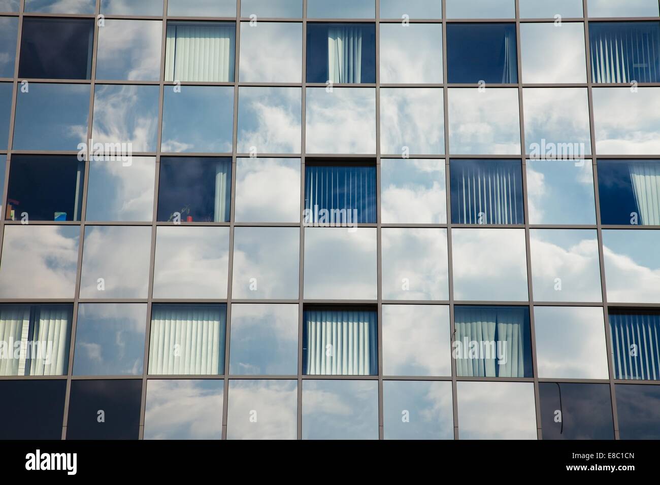 Office building texture hi-res stock photography and images - Alamy