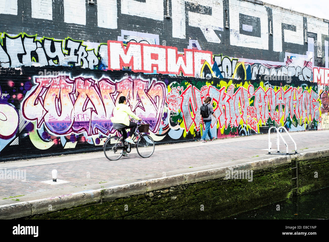Graffiti lee canal hackney wick hi-res stock photography and images - Alamy