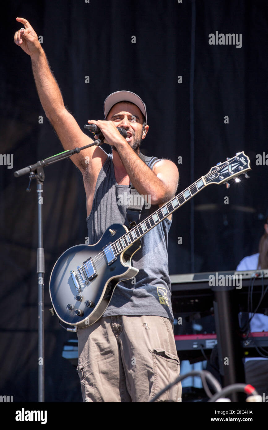 Austin, Texas, USA. 4th Oct, 2014. Musician ERIC RACHMANY of the band ...