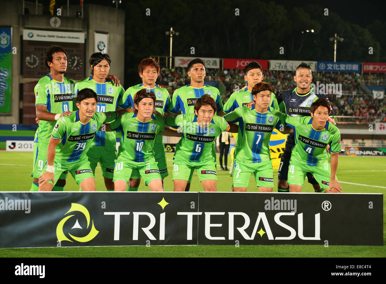 Shonan BMW Stadium Hiratsuka, Kanagawa, Japan. 4th Oct, 2014. Shonan ...