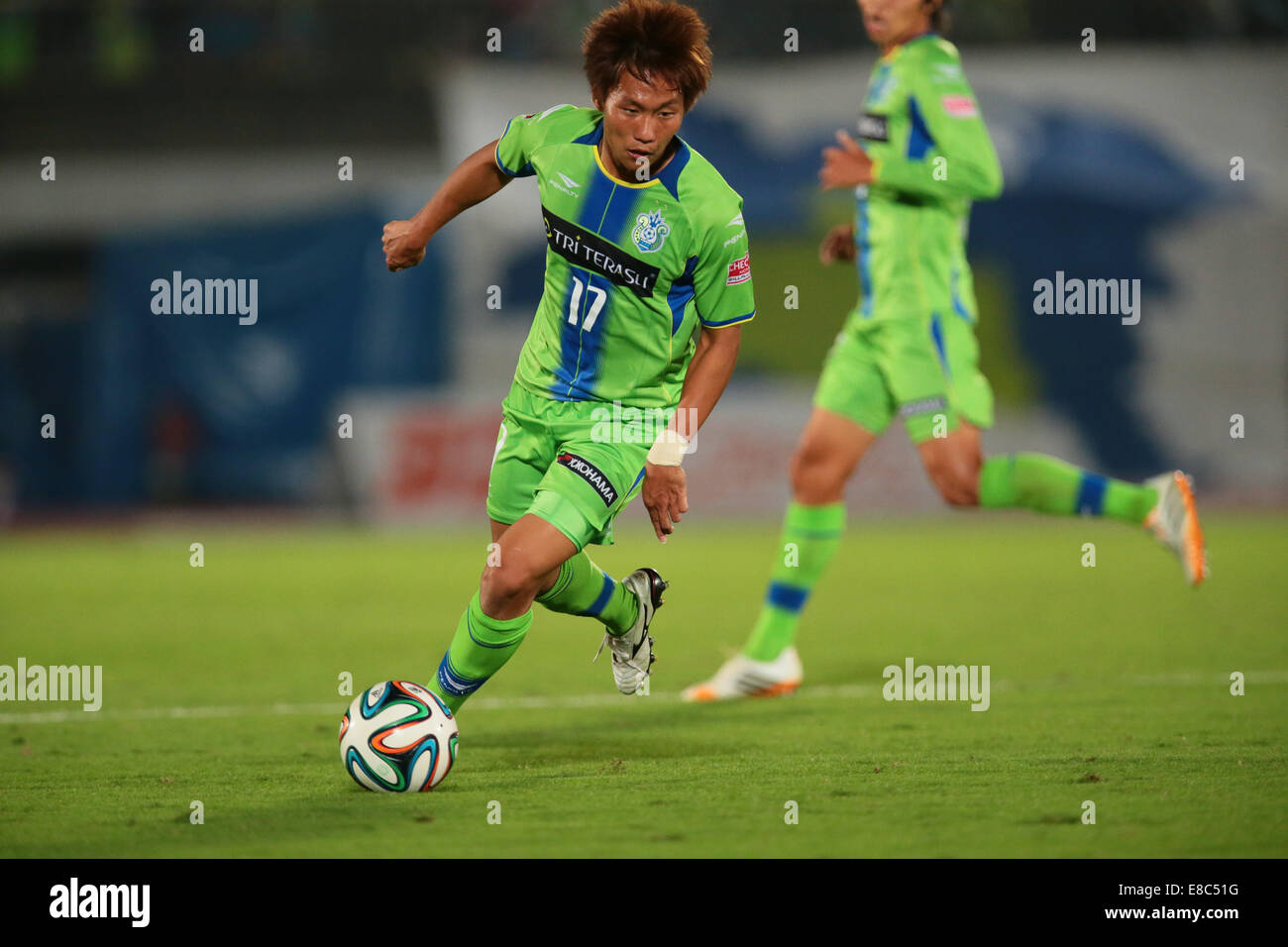 Shonan BMW Stadium Hiratsuka, Kanagawa, Japan. 4th Oct, 2014. Yuto ...