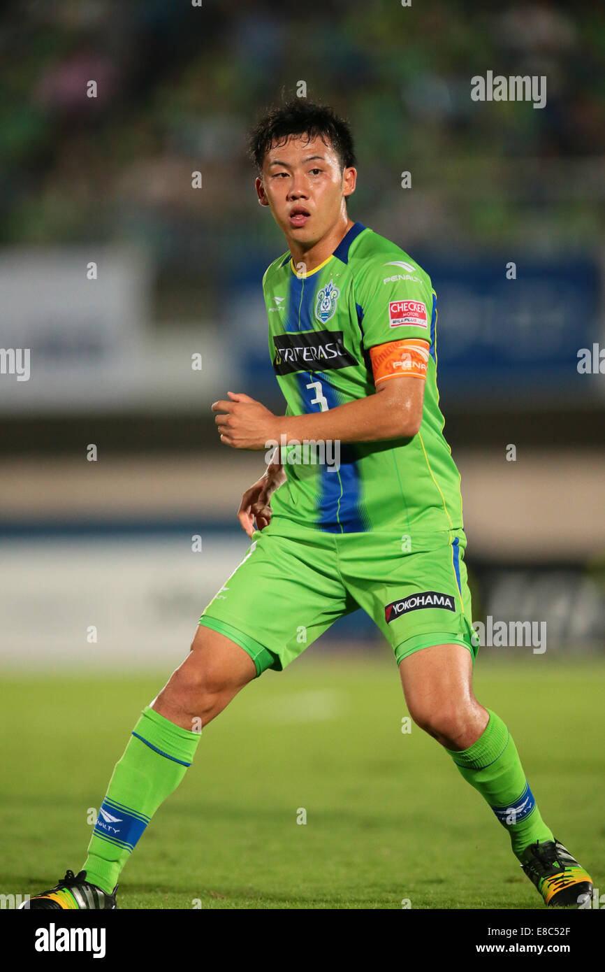 Shonan BMW Stadium Hiratsuka, Kanagawa, Japan. 4th Oct, 2014. Wataru ...