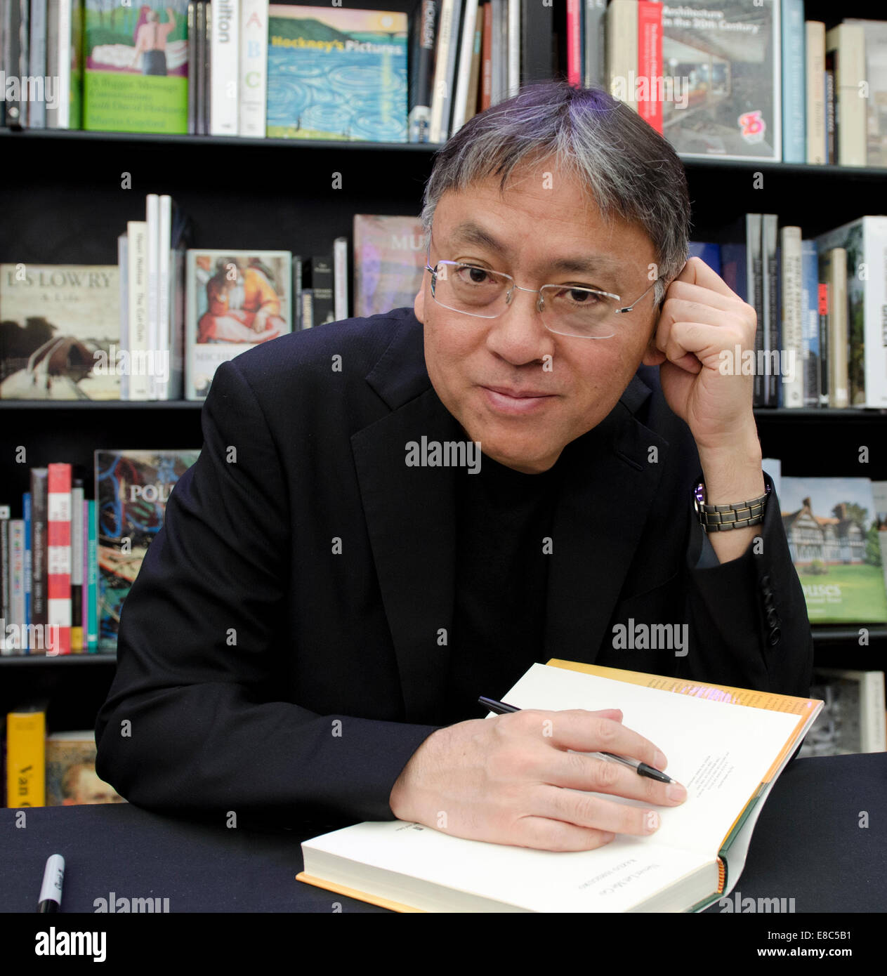 The remains of the day kazuo ishiguro hi-res stock photography and images - Alamy