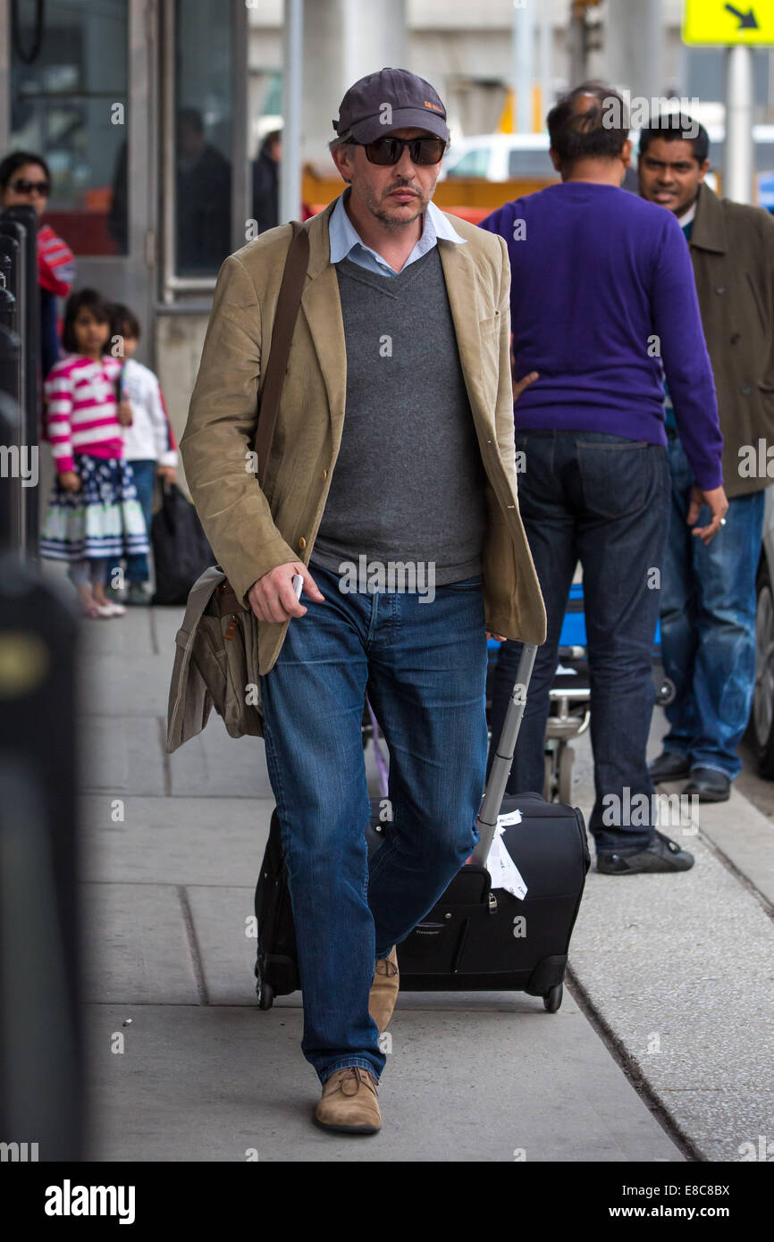 Steve Coogan arriving at John F. Kennedy International Airport (JFK ...