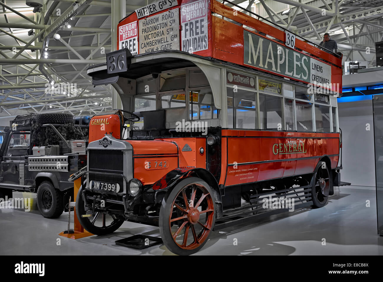 Omnibus british hi-res stock photography and images - Alamy