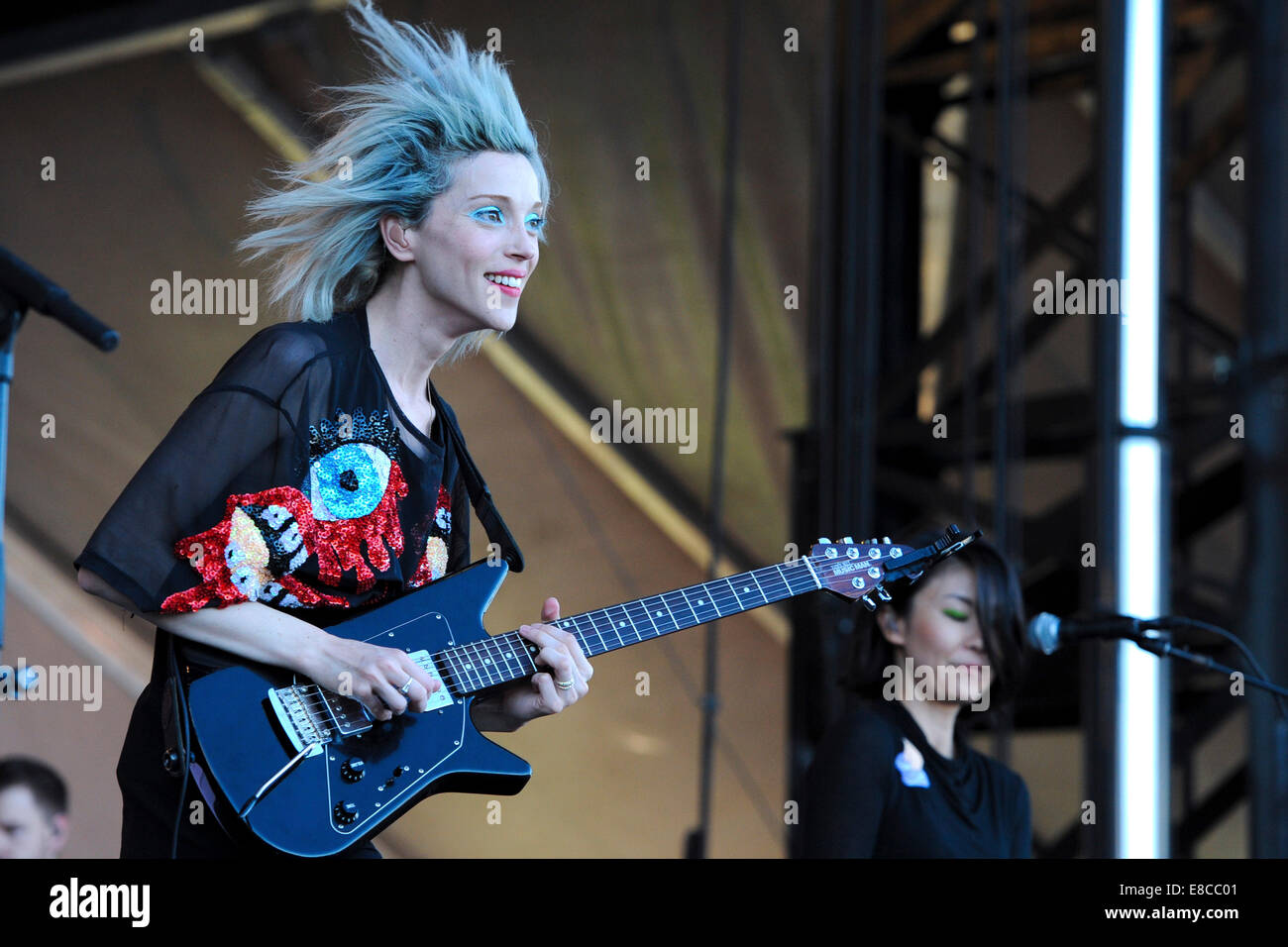 St vincent singer hi-res stock photography and images - Alamy
