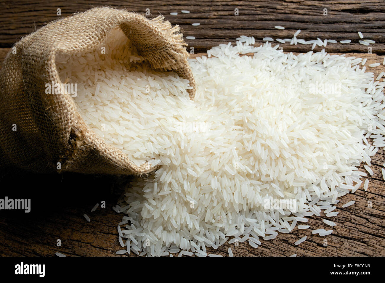 rice in burlap sack Stock Photo - Alamy
