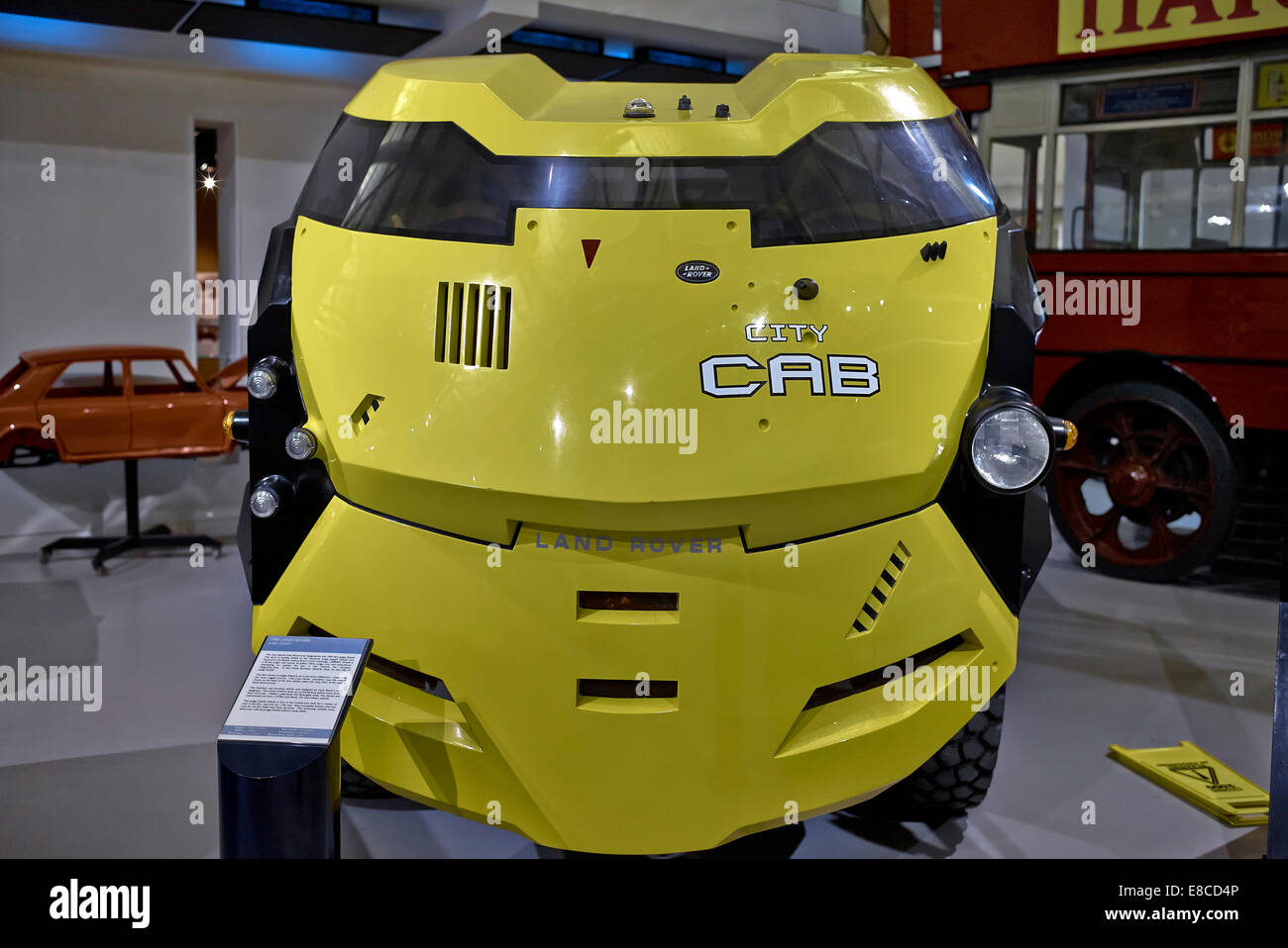 Land rover judge dredd hi-res stock photography and images - Alamy