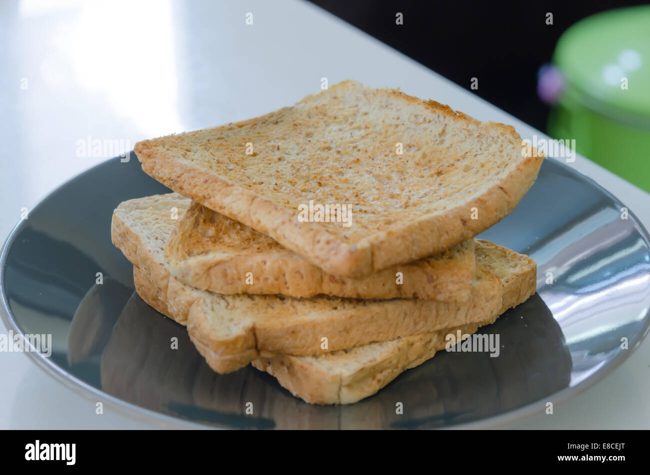 Black toast hi-res stock photography and images - Alamy