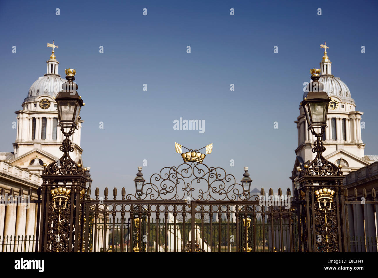 Ornate wrought iron gates hi-res stock photography and images - Alamy