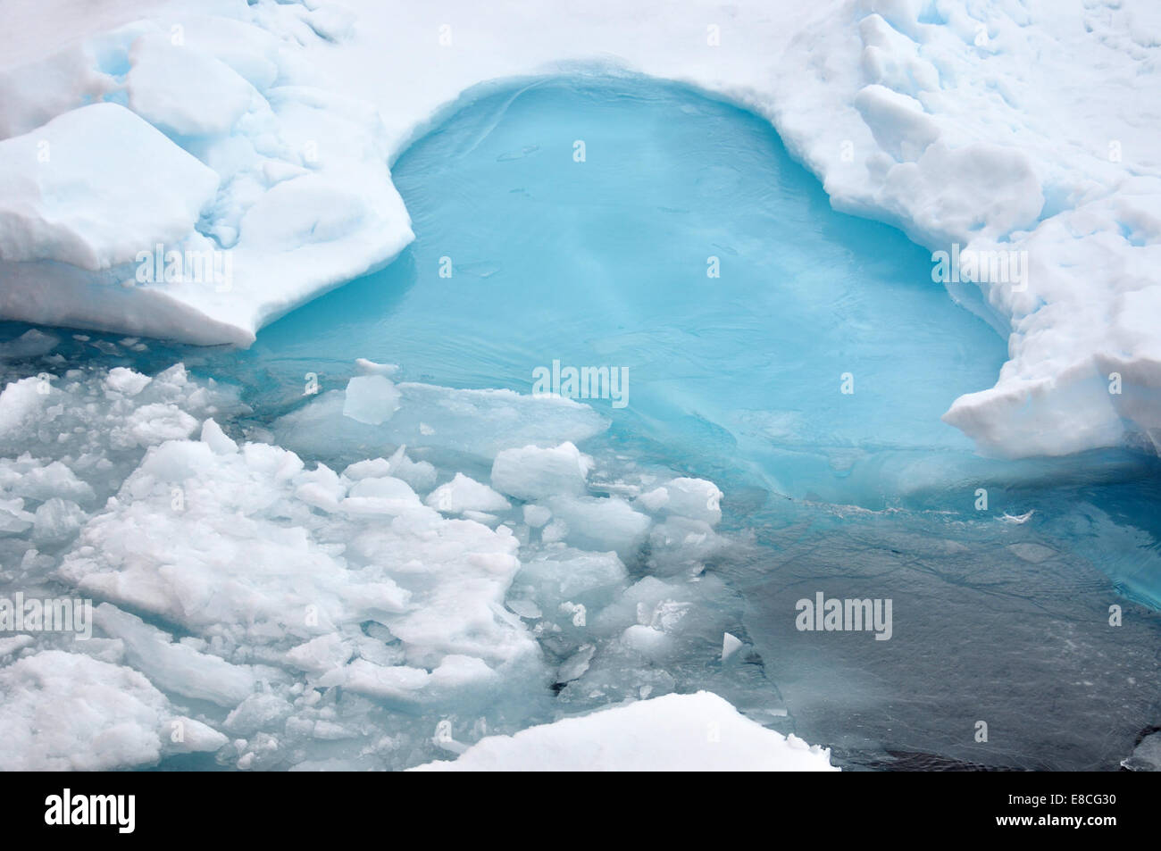 Hull of icebreaker on ice hi-res stock photography and images - Alamy