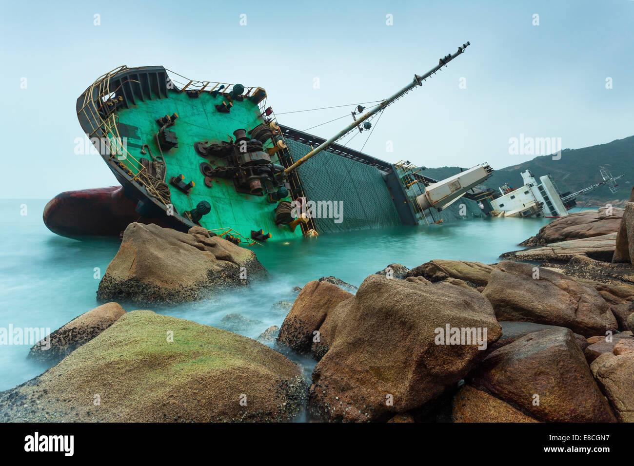 Wrecked ship hi-res stock photography and images - Alamy