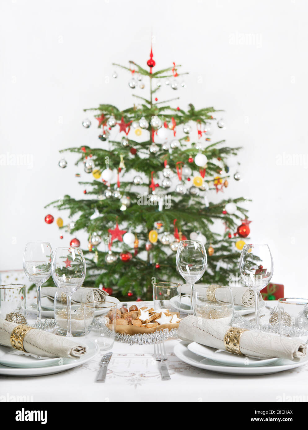 Christmas table christmas tree hi-res stock photography and images - Alamy
