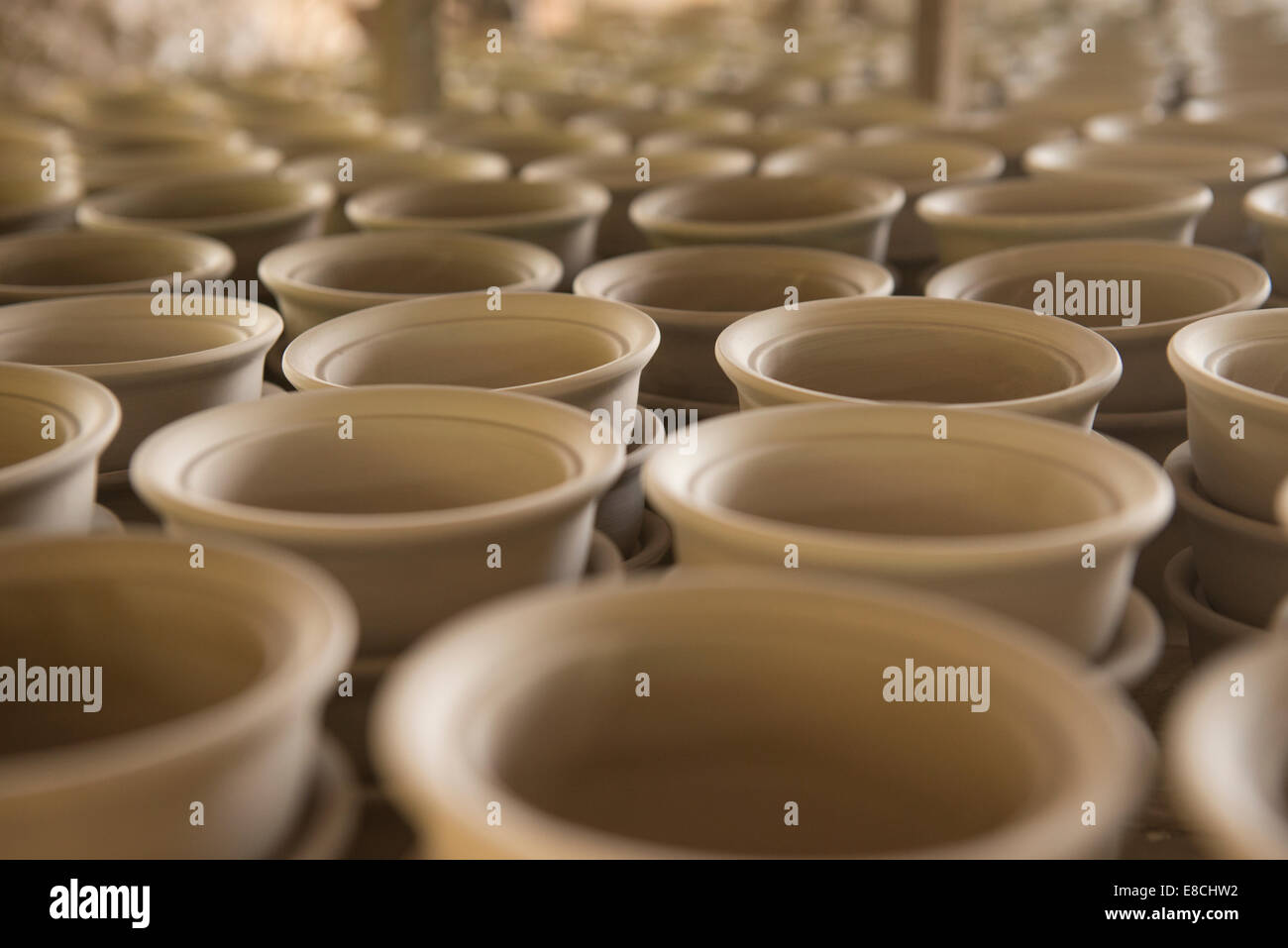 Ceramic ware hi-res stock photography and images - Alamy