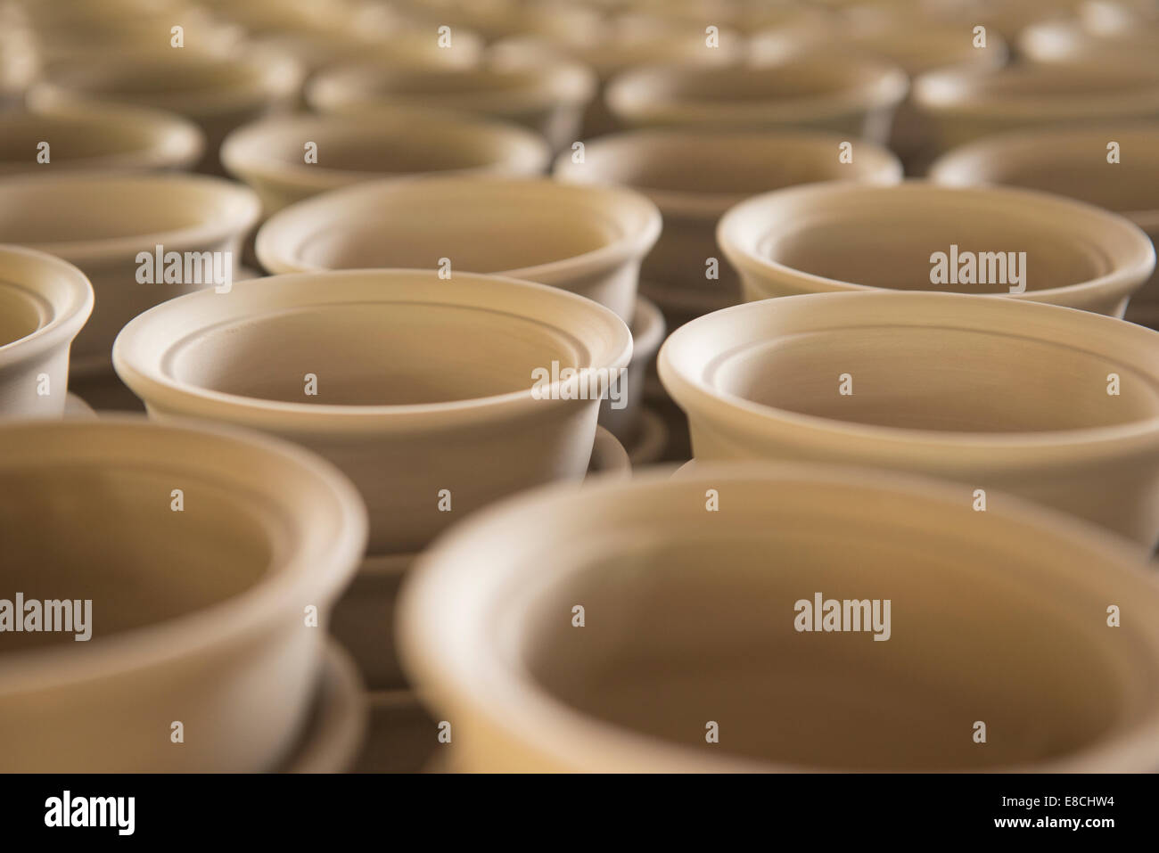 Ceramic ware hi-res stock photography and images - Alamy