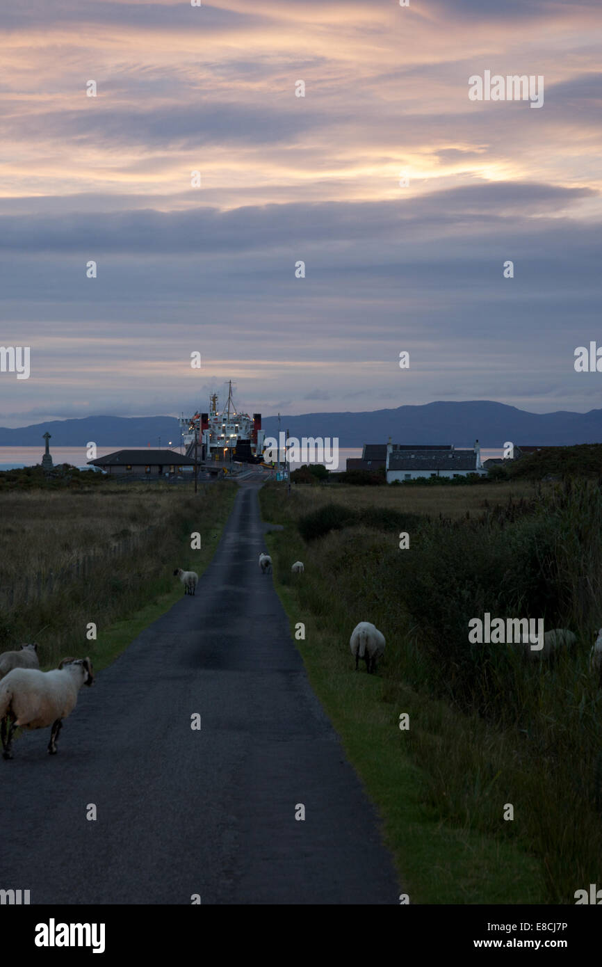 Colonsay Harbour High Resolution Stock Photography and Images - Alamy