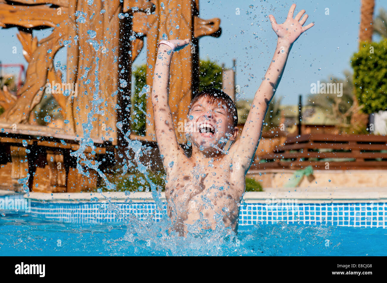 Child boy splash splashing water hi-res stock photography and images ...