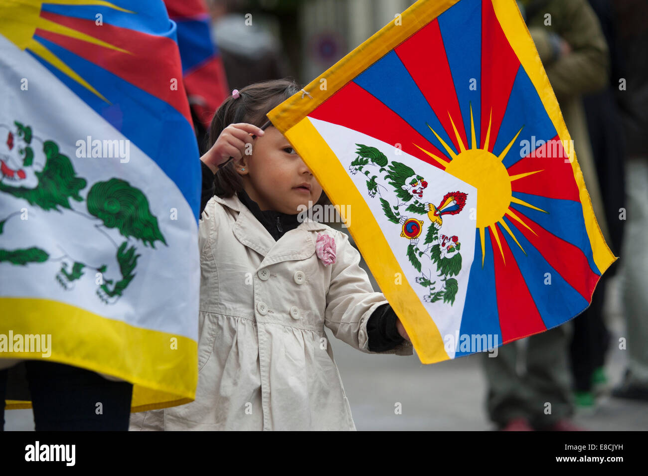 Tibet flag hi-res stock photography and images - Alamy
