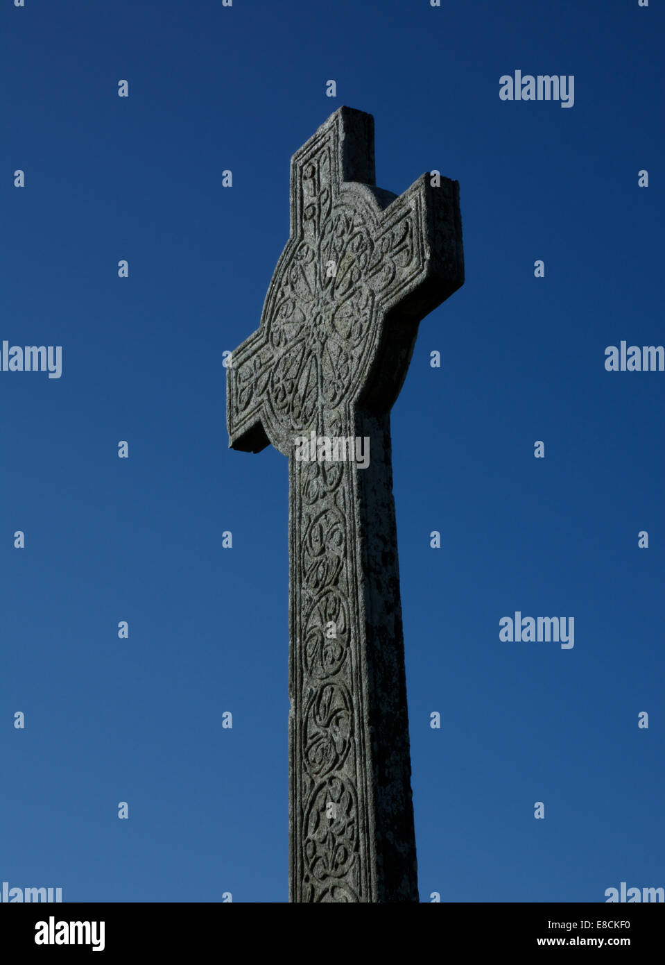 Oransay Priory Celtic Cross Stock Photo - Alamy