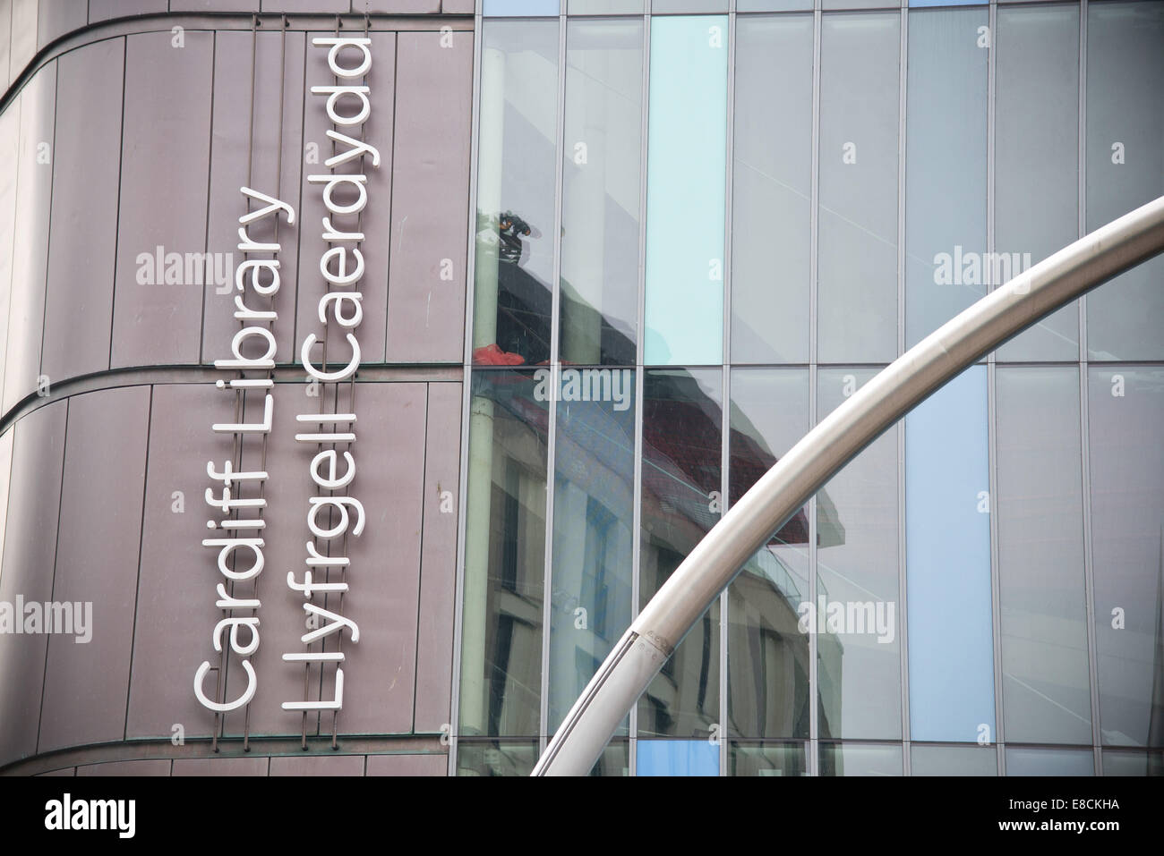 Cardiff city 2014 hi-res stock photography and images - Alamy
