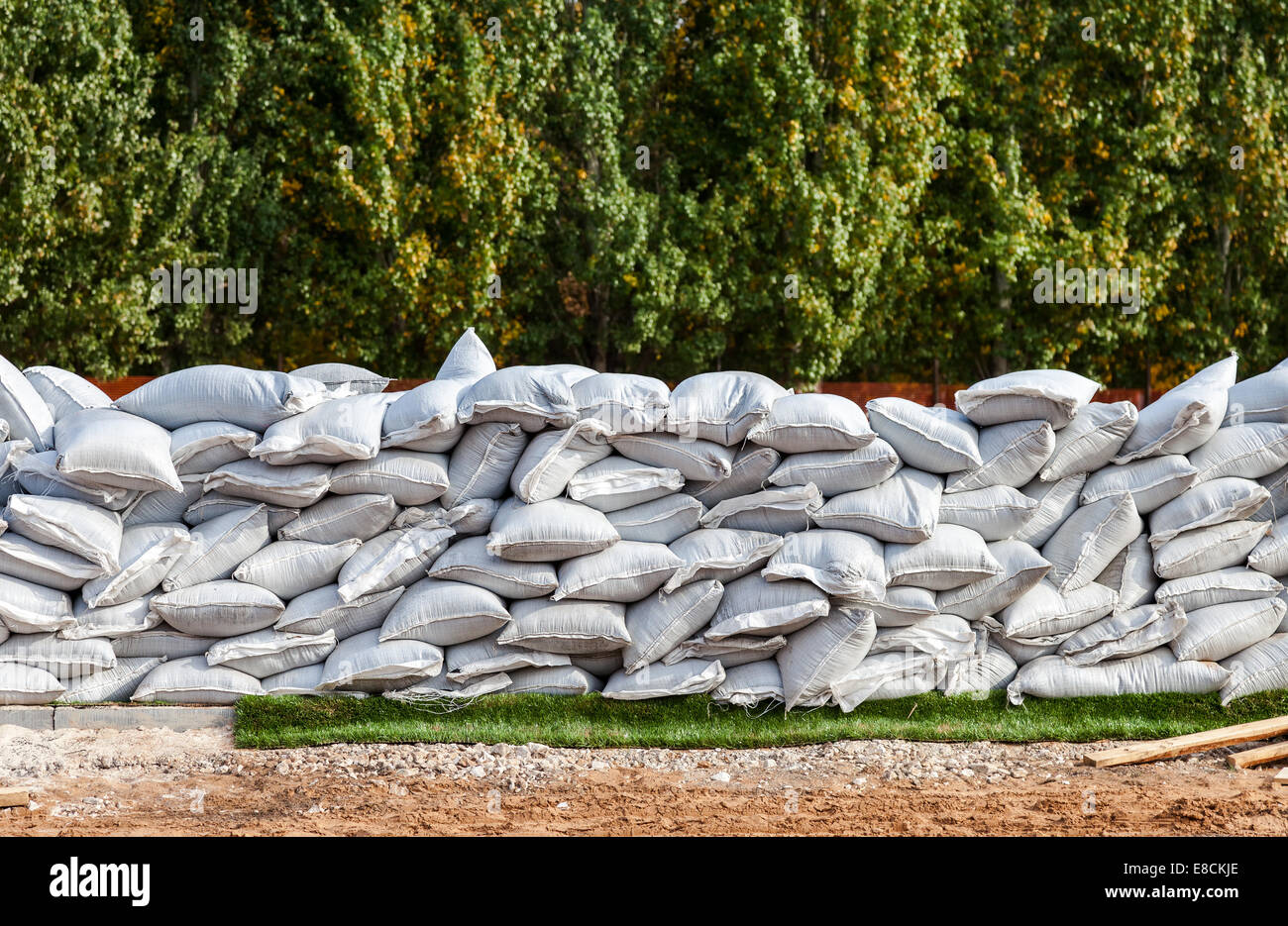Sandbag barricade hi-res stock photography and images - Alamy