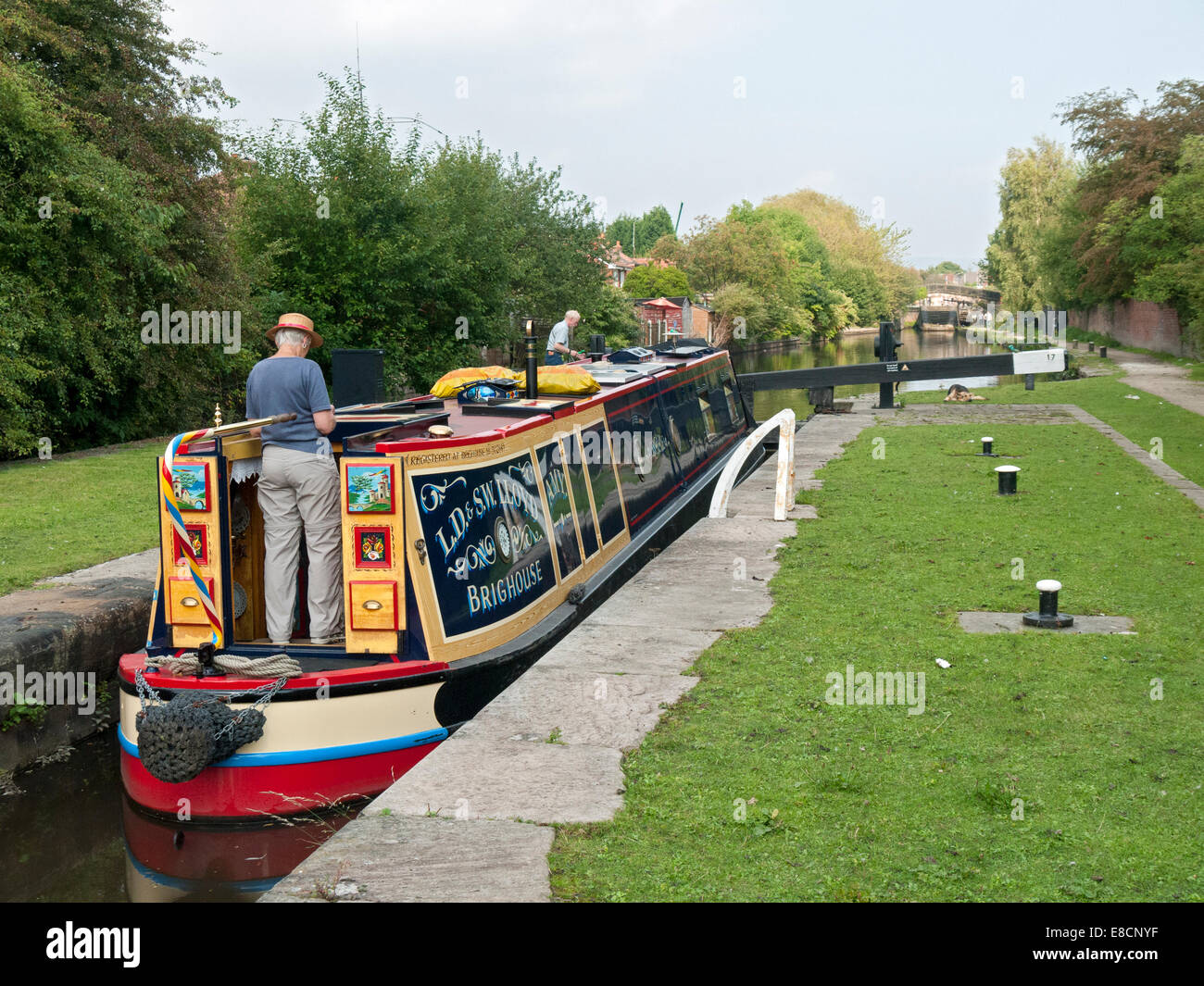Woman on narrowboat hi-res stock photography and images - Alamy