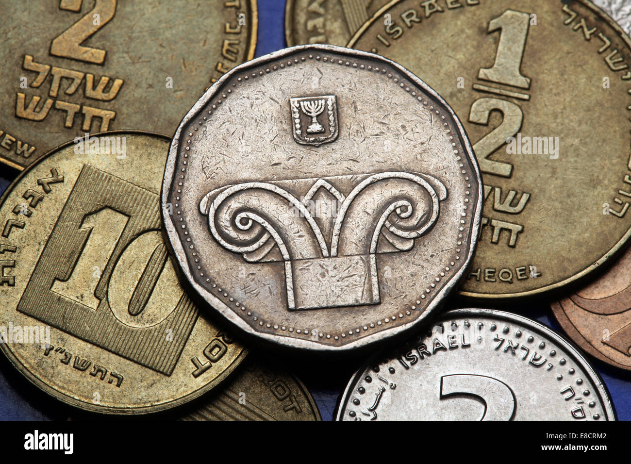 Coins of Israel. Ionic capital of column depicted in the Israeli five ...