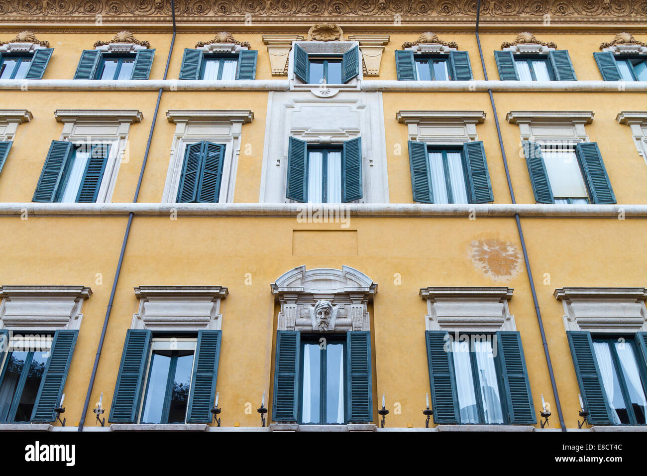 Building from rome hi-res stock photography and images - Alamy
