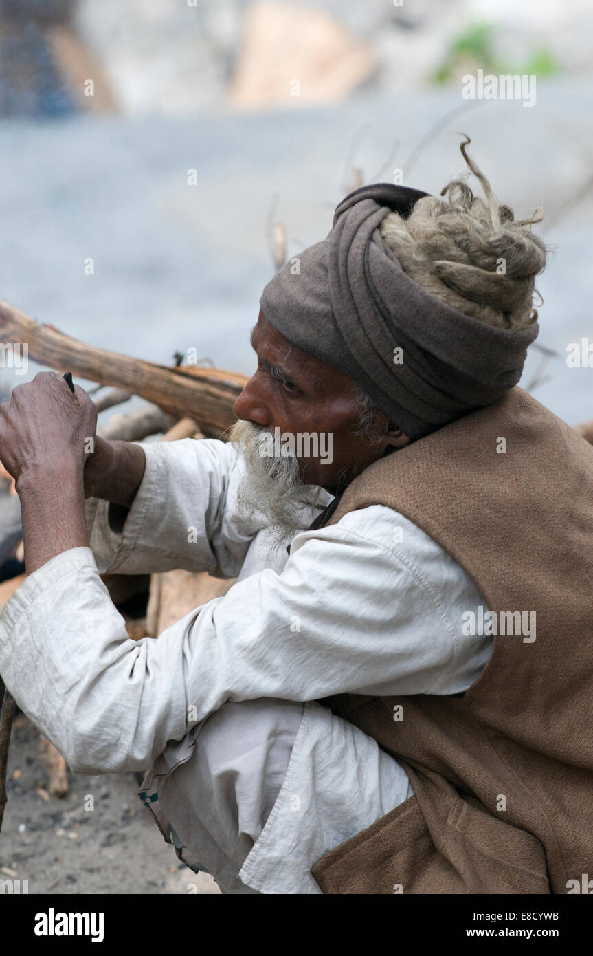 On haunches hi-res stock photography and images - Alamy