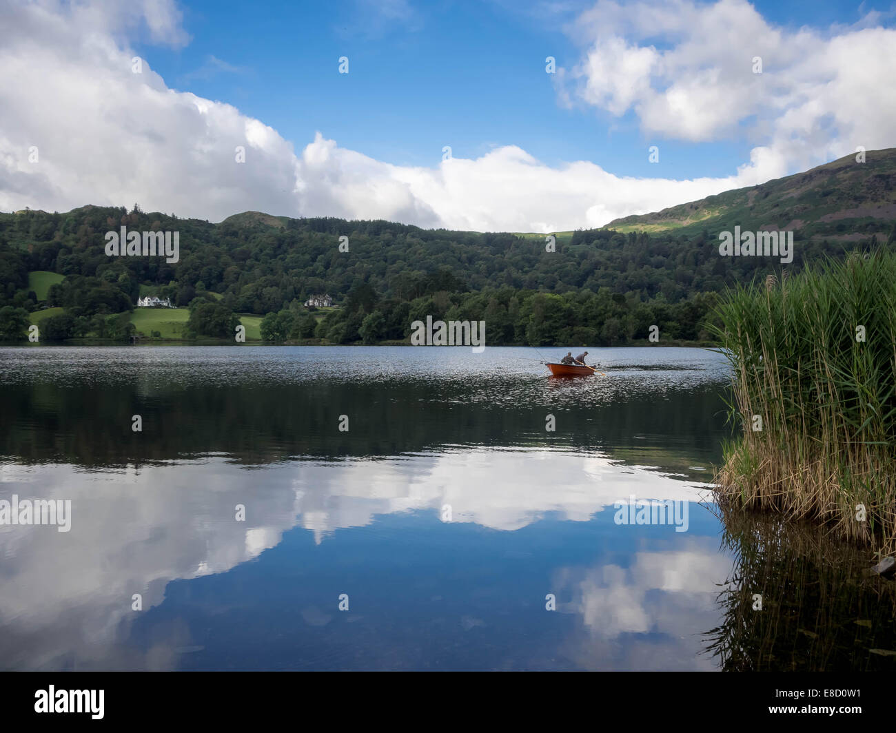 Two men fly hi-res stock photography and images - Alamy